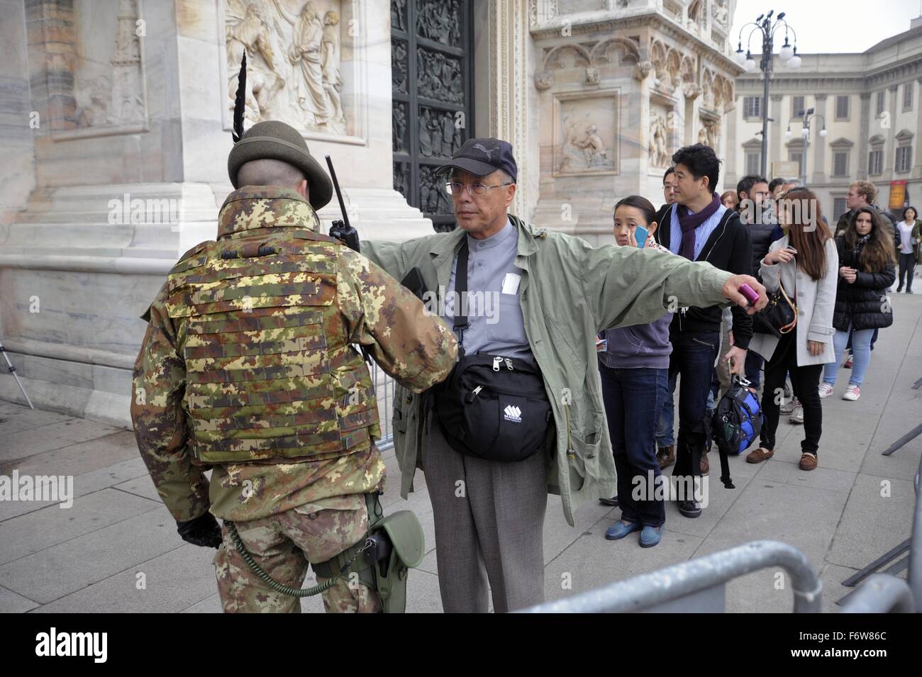 Milan, Italy. 19th November, 2015. The army in anti-terrorism security ...