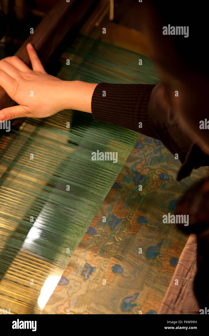 Brocade fabric hi-res stock photography and images - Alamy