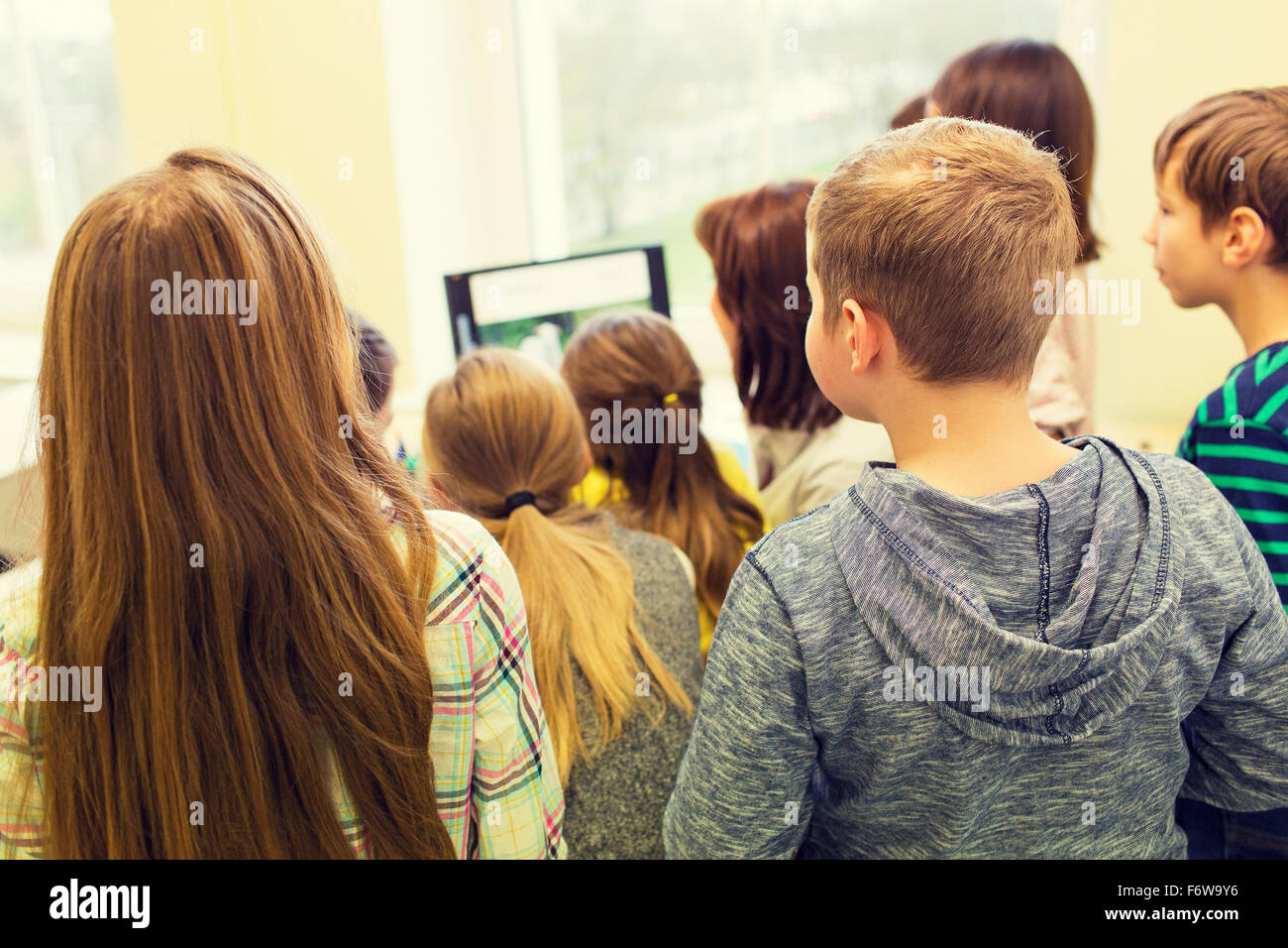 Back school girls class teacher hi-res stock photography and images - Alamy