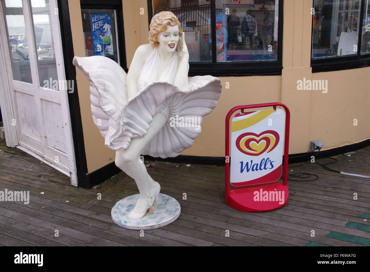 Marilyn monroe hi-res stock photography and images - Alamy