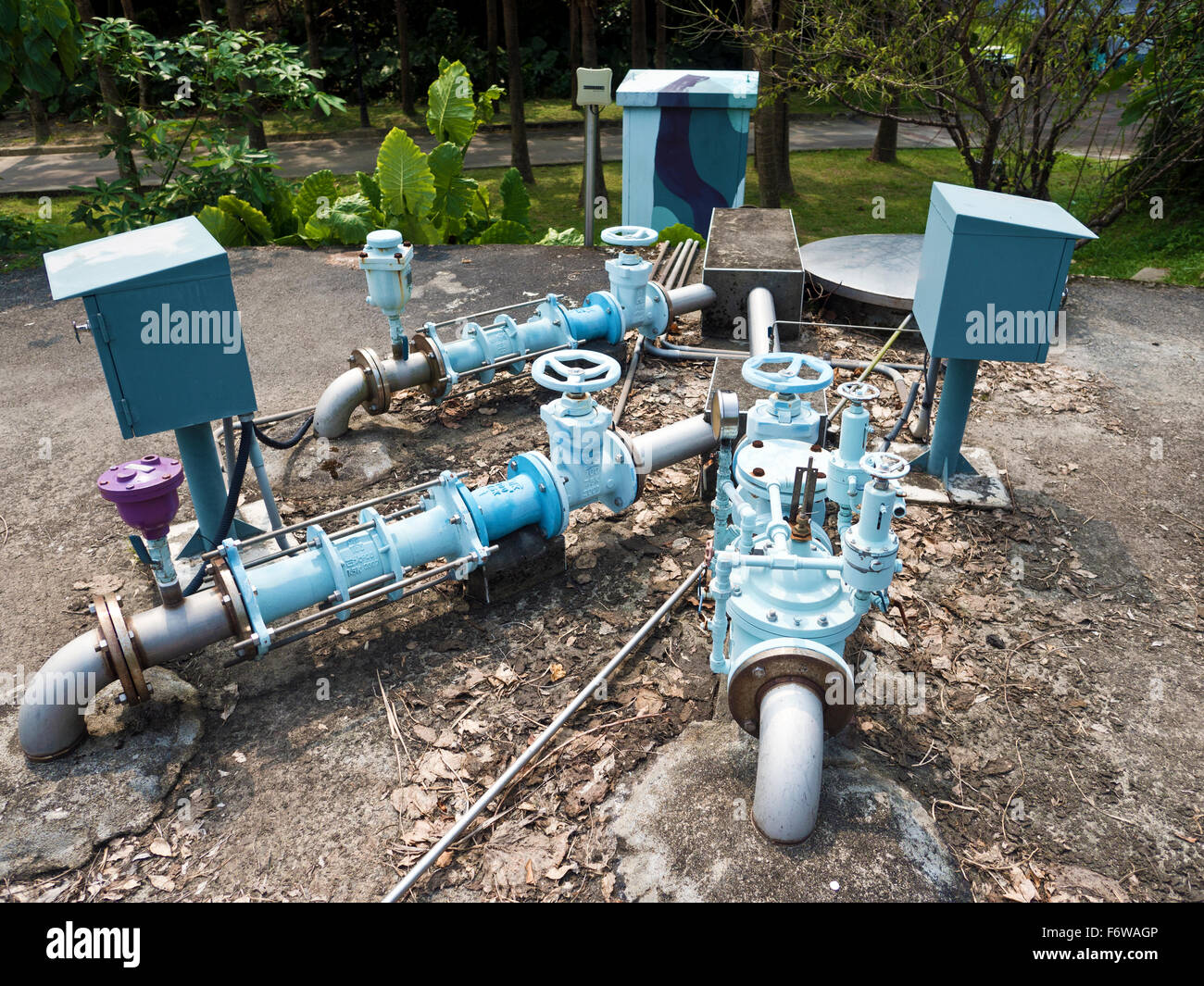 Electromechanical hi-res stock photography and images - Alamy