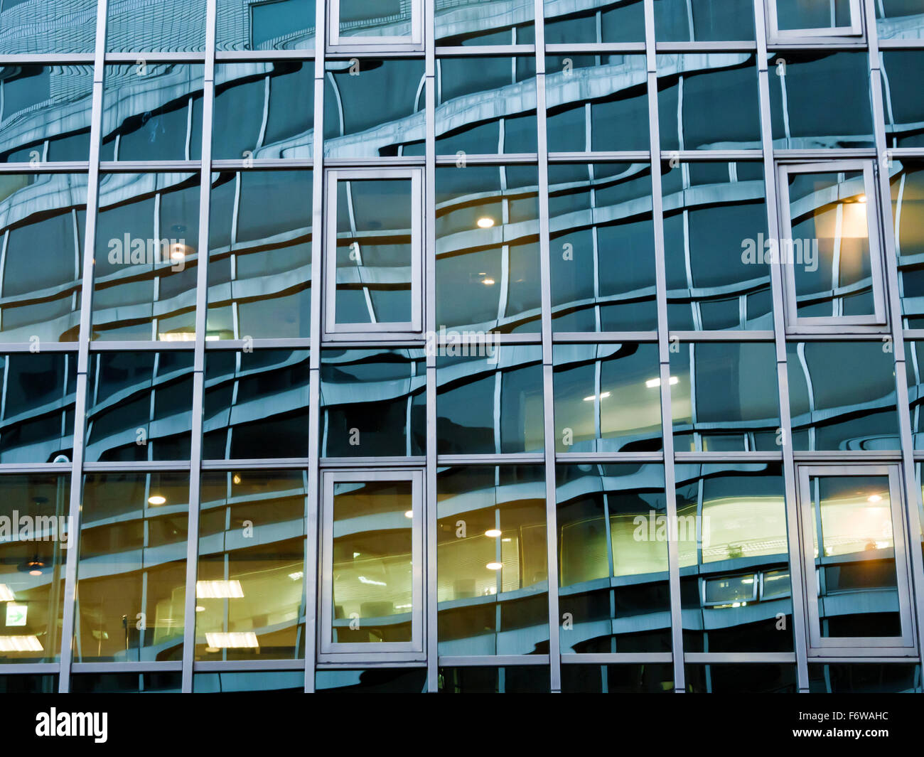Modern glass windows hi-res stock photography and images - Alamy