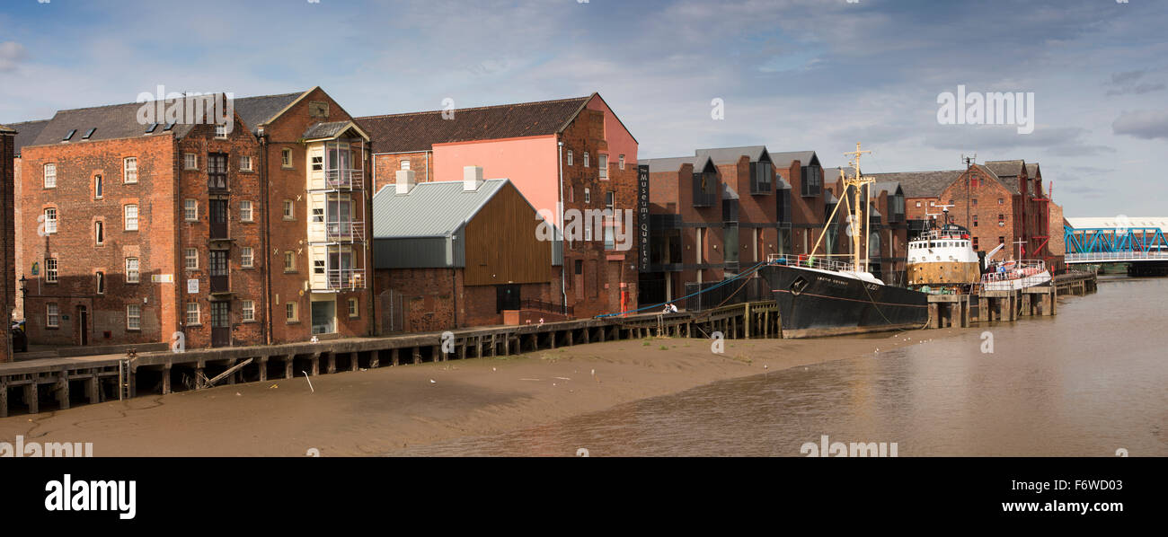 Fishing trawlers hull hi-res stock photography and images - Alamy
