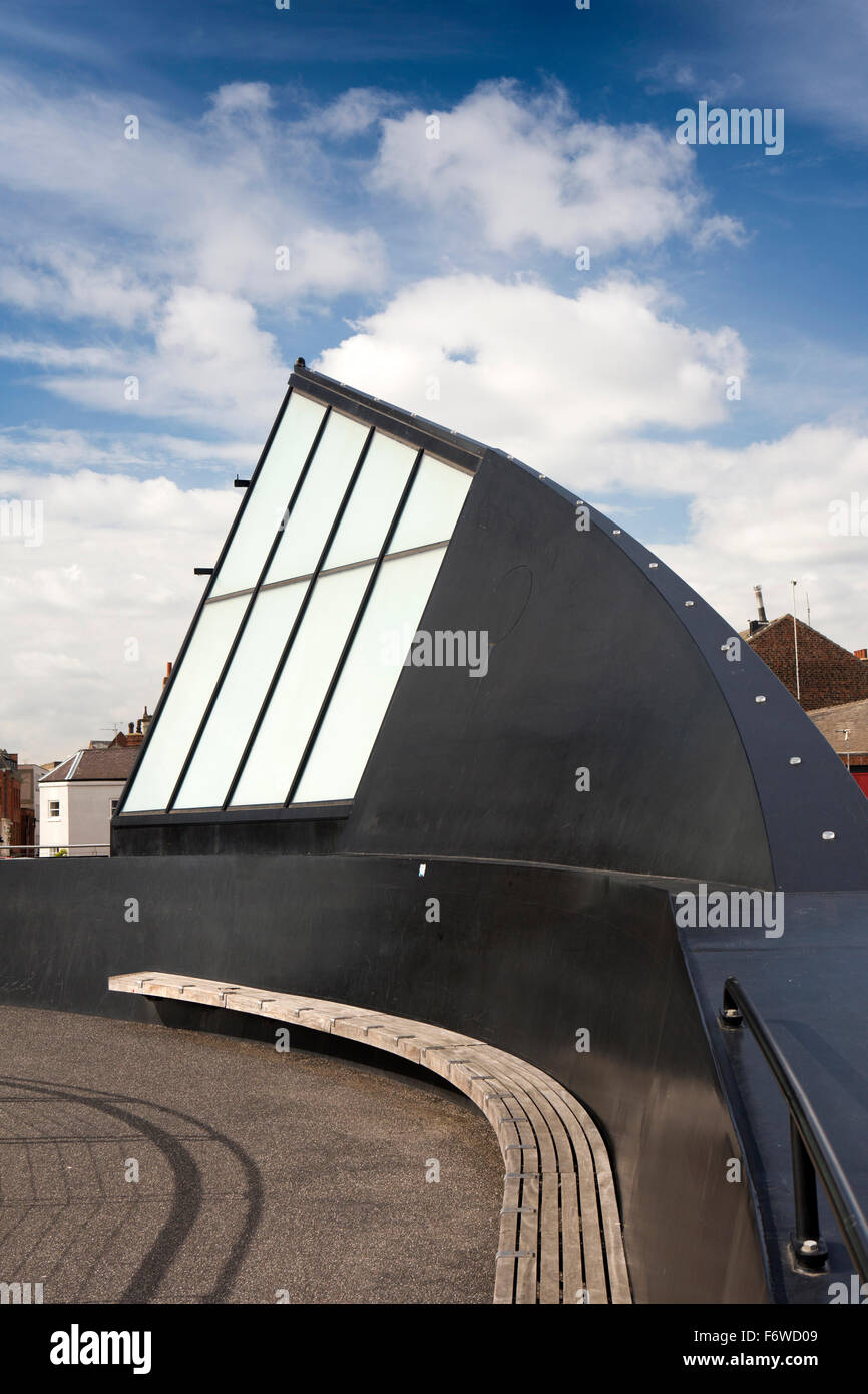UK, England, Yorkshire, Hull, Scale Lane swing bridge over River Hull ...
