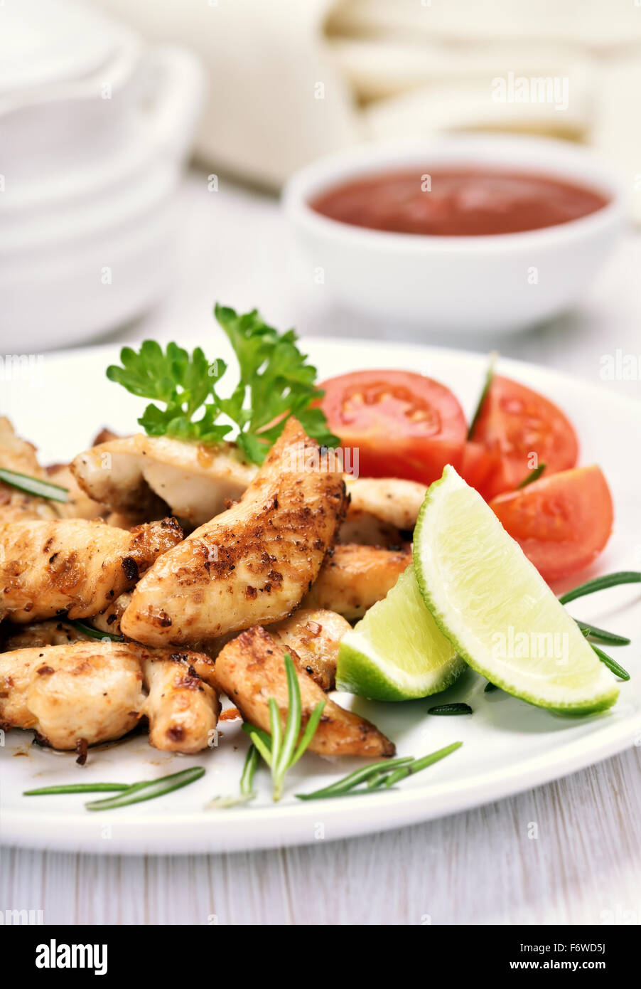 Roasted chicken fillet and fresh vegetables Stock Photo - Alamy