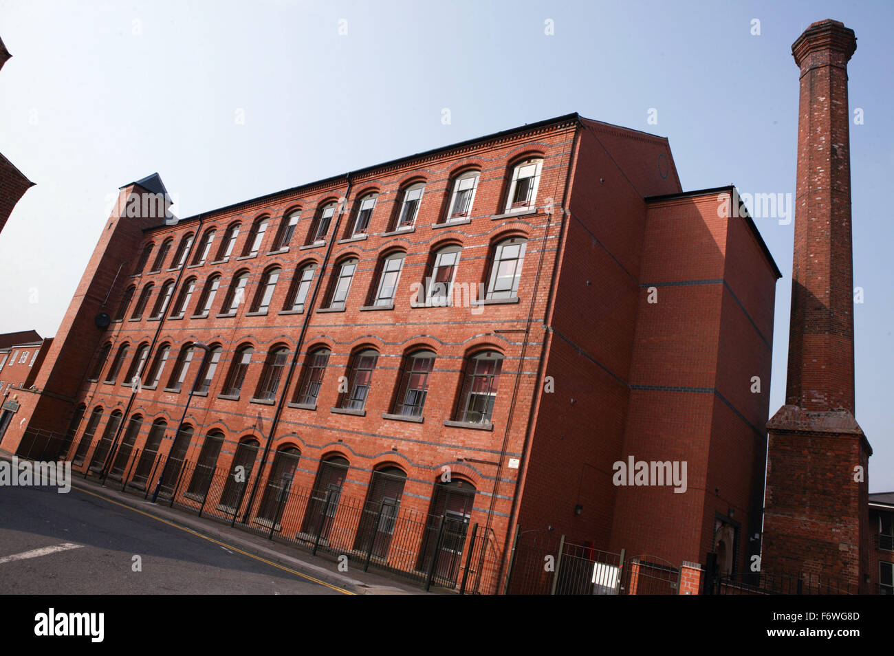 New housing at Albert Mill; Gamble Street; Nottingham Stock Photo - Alamy