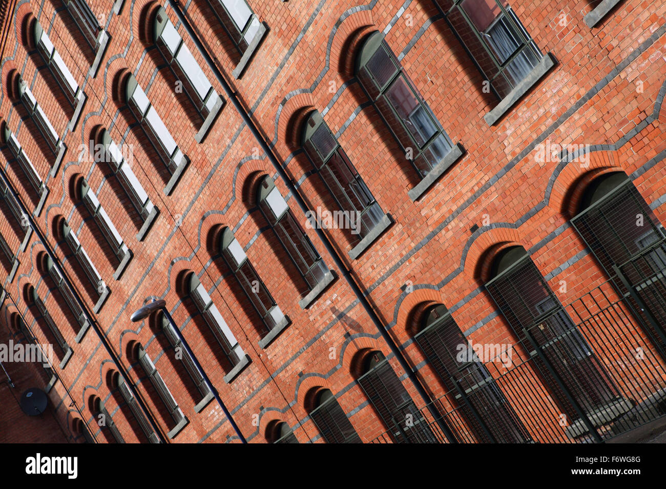 New housing at Albert Mill; Gamble Street; Nottingham Stock Photo - Alamy