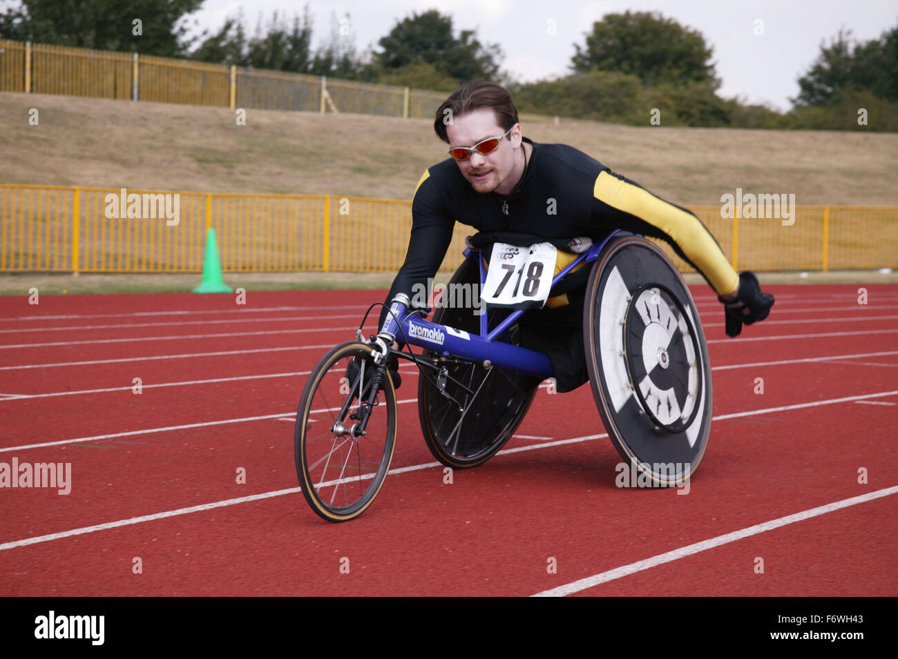 Physically active disabled men hi-res stock photography and images - Alamy