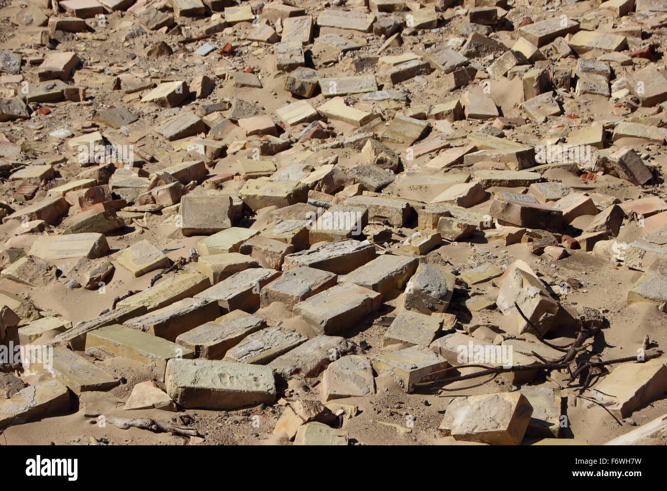 Clay building materials hi-res stock photography and images - Alamy