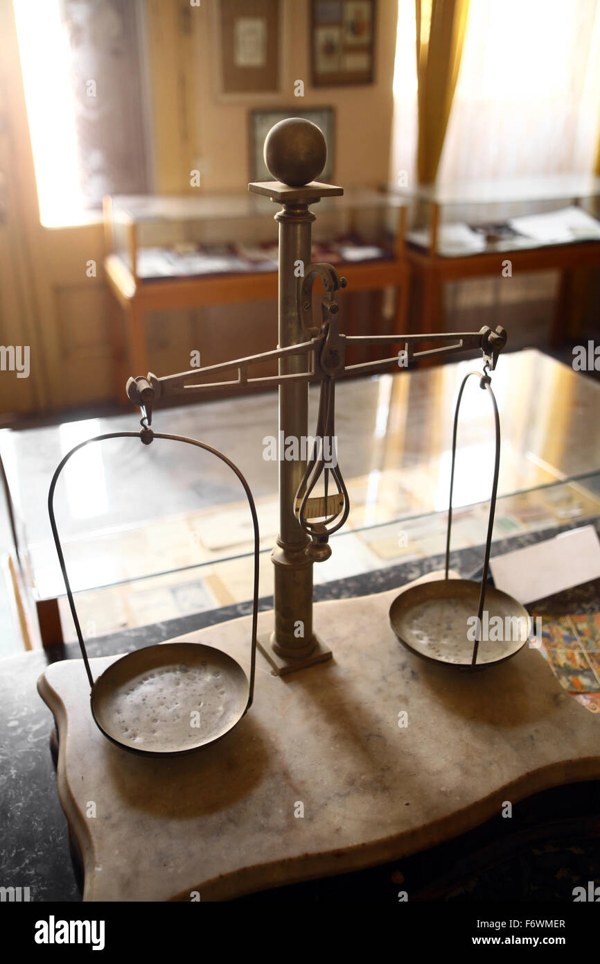 Color image of a vintage balance in a room Stock Photo - Alamy