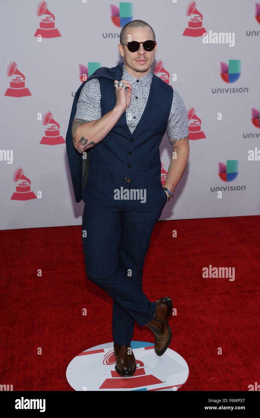 Las Vegas, NV, USA. 19th Nov, 2015. Casper Smart at arrivals for 16th ...