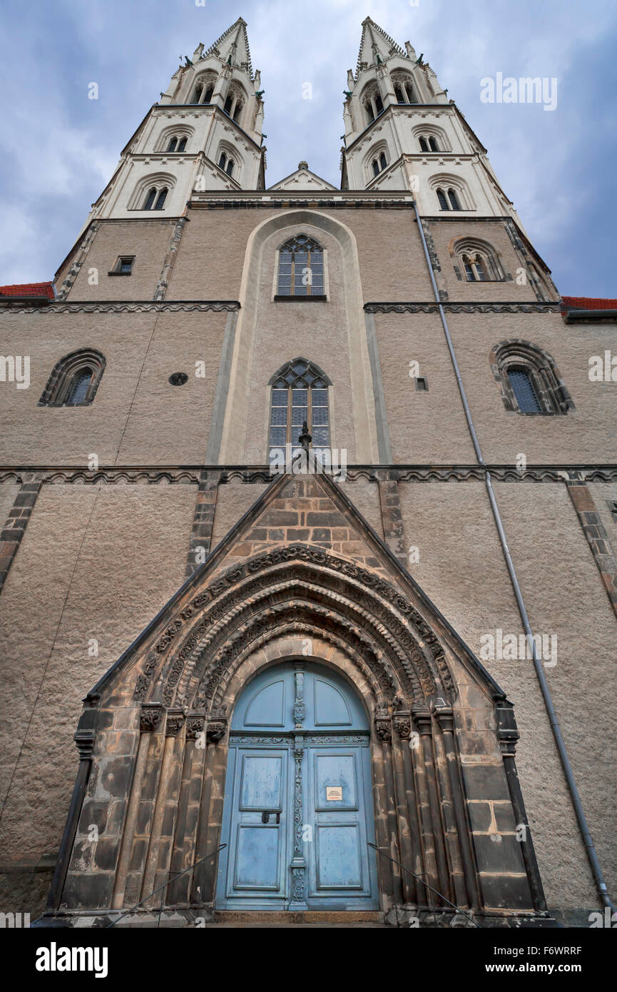 Romanesque church portal hi-res stock photography and images - Alamy
