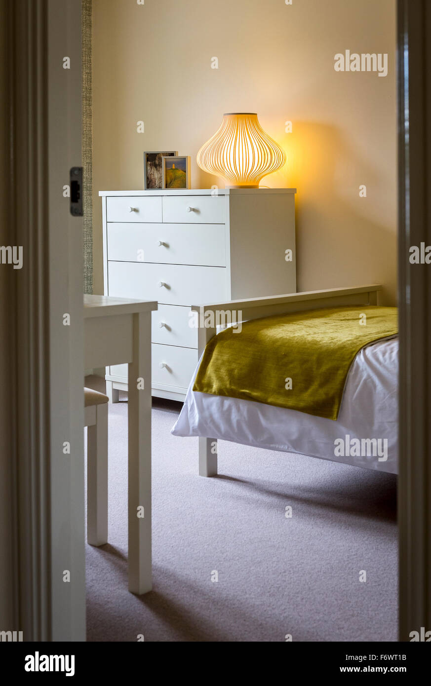 Modern chest drawers lamp hi-res stock photography and images - Alamy