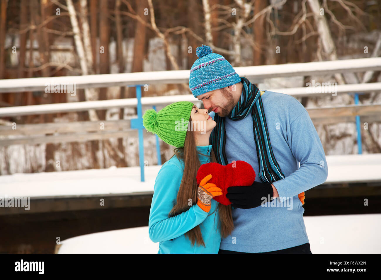 Romantic couple having red hi-res stock photography and images - Alamy