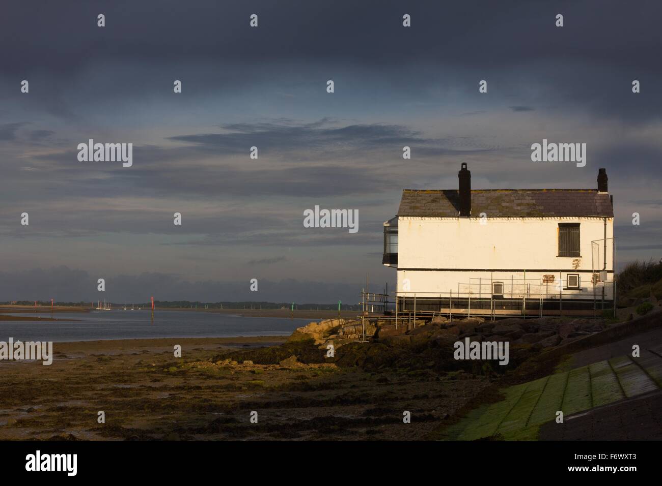 Lepe Boat House High Resolution Stock Photography and Images - Alamy