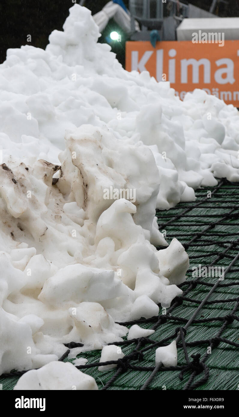 Klingenthal, Germany. 20th Nov, 2015. Snow reserves lay on the ground ...