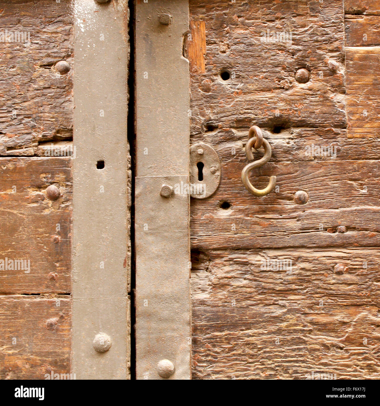 Old keyhole hi-res stock photography and images - Alamy