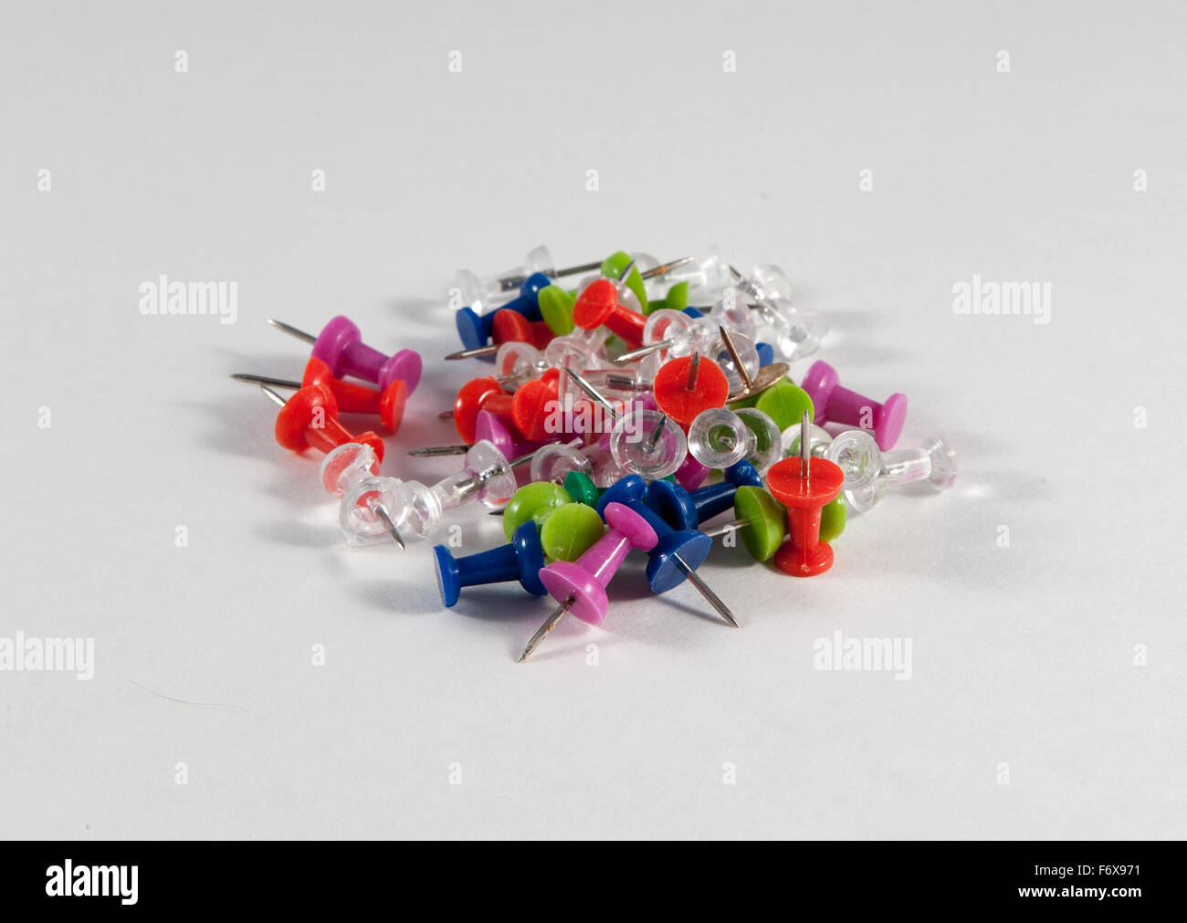 Push pins against white hi-res stock photography and images - Alamy