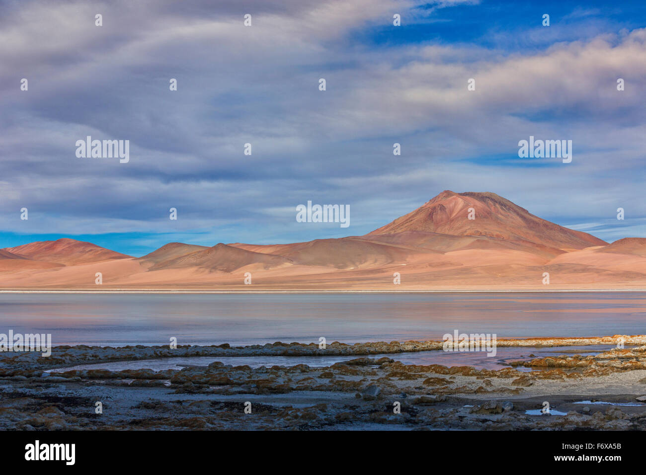 The multi-coloured surreal landscapes of Bolivia's Altiplano region ...