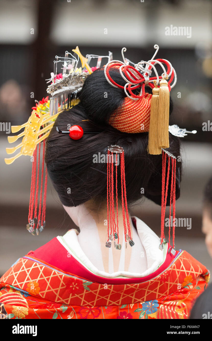 November 26, 2014 Japan Kyoto Aoi Tayu makes her debut as a Tayu at ...