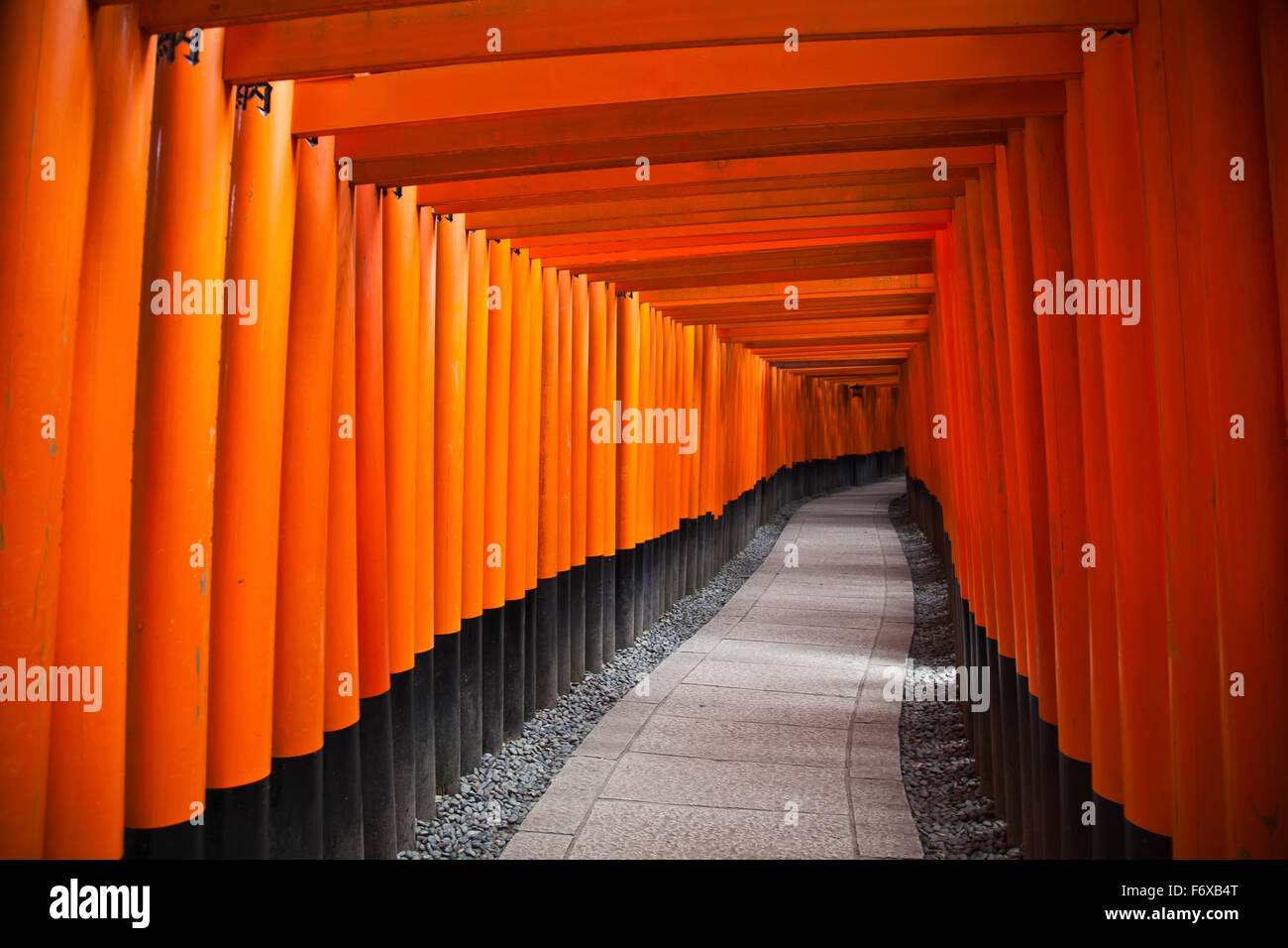 Red black torii hi-res stock photography and images - Alamy