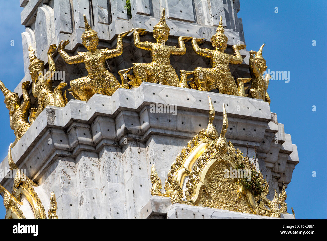 Temple guard isolated hi-res stock photography and images - Alamy
