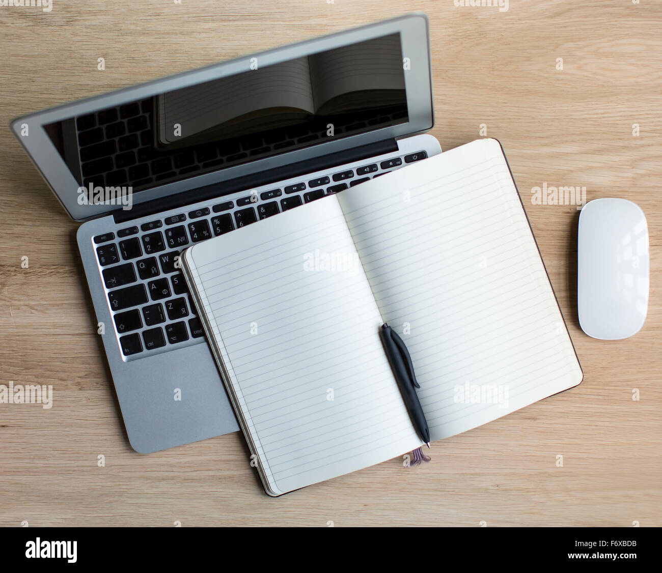 Notepad laptop black background hi-res stock photography and images - Alamy