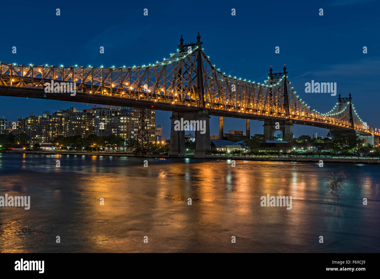 Queensboro (59th Street) Bridge at twilight; Queens, New York, United ...