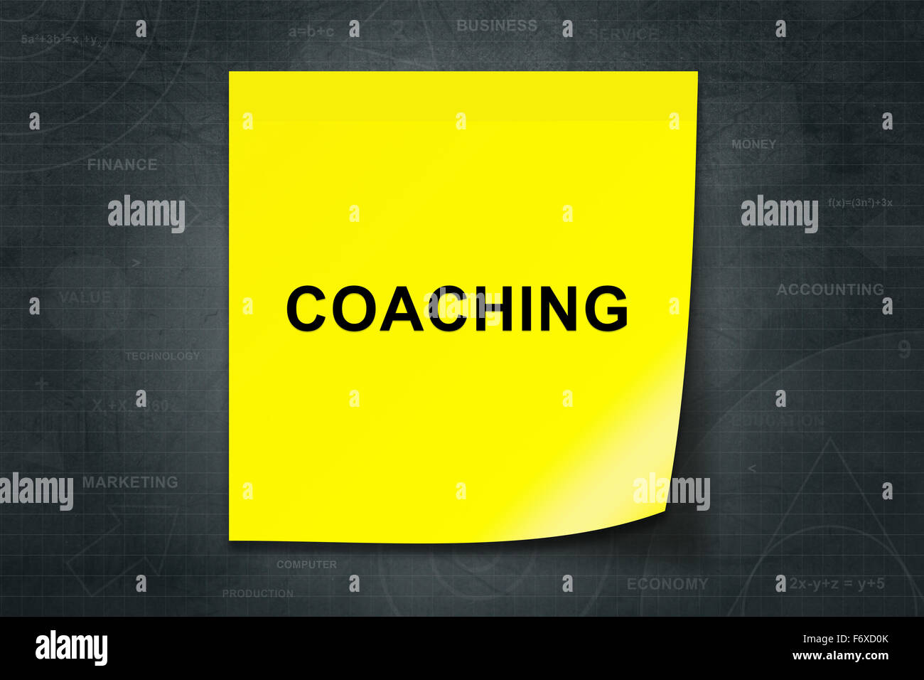 Coaching text on yellow note with black background Stock Photo - Alamy