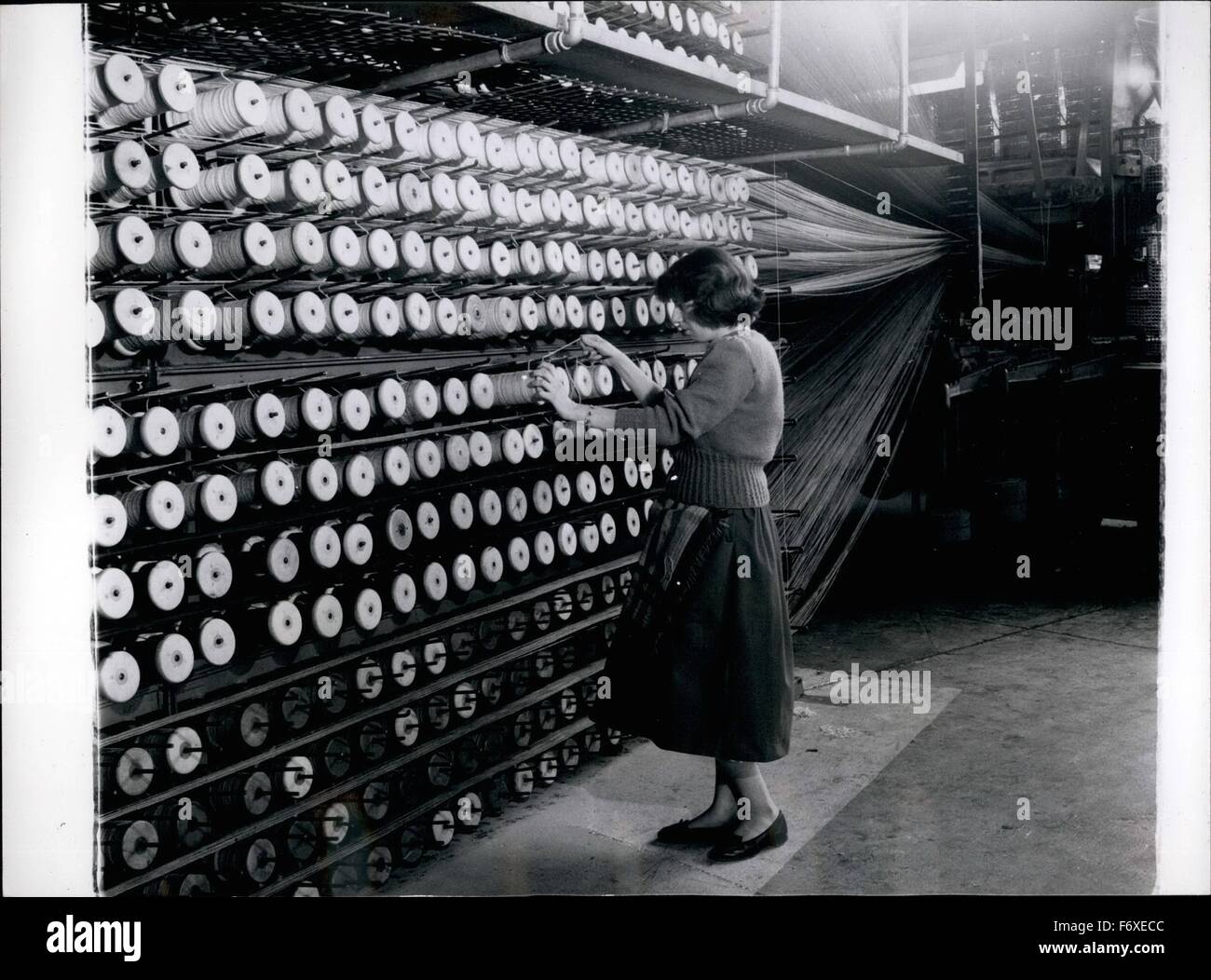 Machines 1952 hi-res stock photography and images - Alamy
