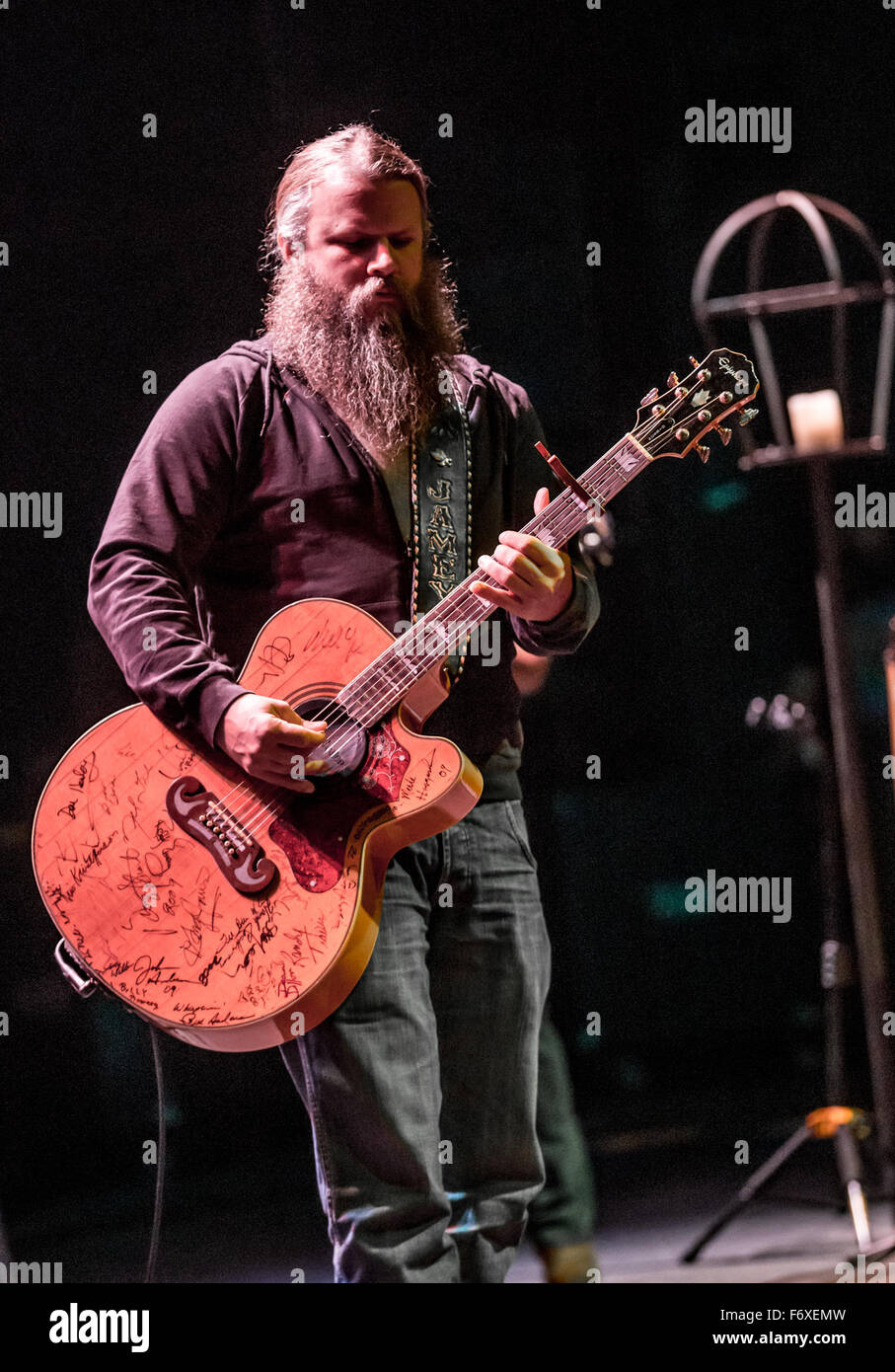 Detroit, Michigan, USA. 20th Nov, 2015. JAMEY JOHNSON performing on his ...