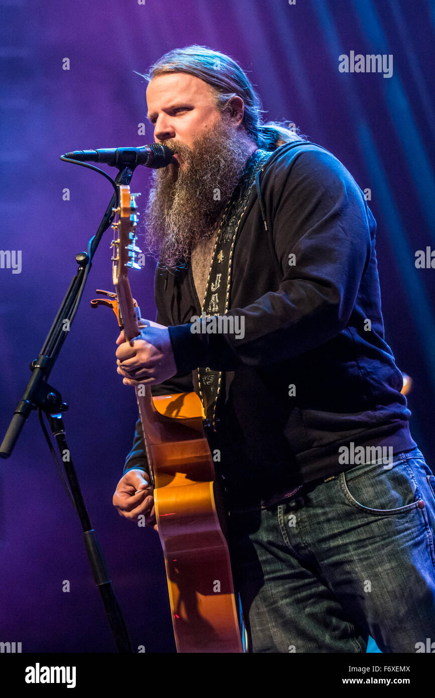 Detroit, Michigan, USA. 20th Nov, 2015. JAMEY JOHNSON performing on his ...