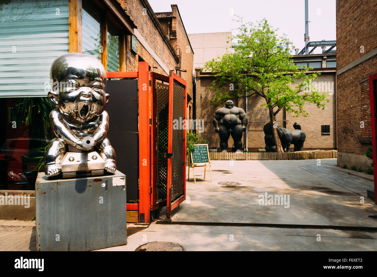 798 art zone beijing hi-res stock photography and images - Alamy