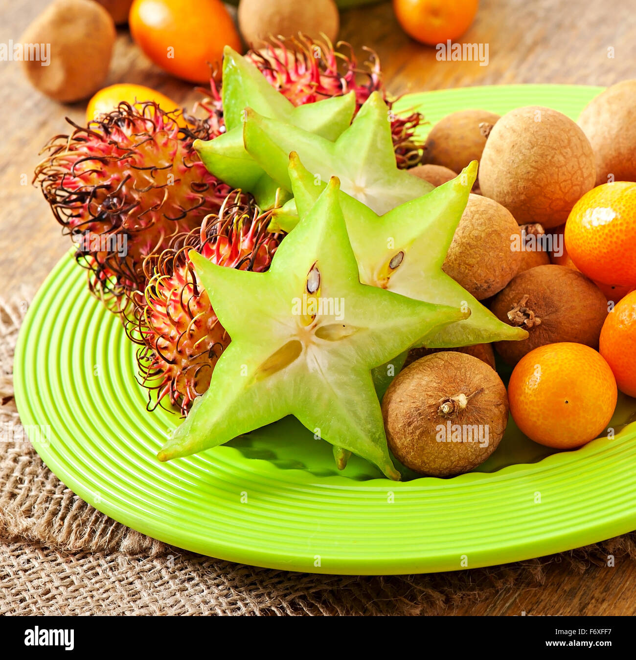 Dragon eye fruit hi-res stock photography and images - Alamy