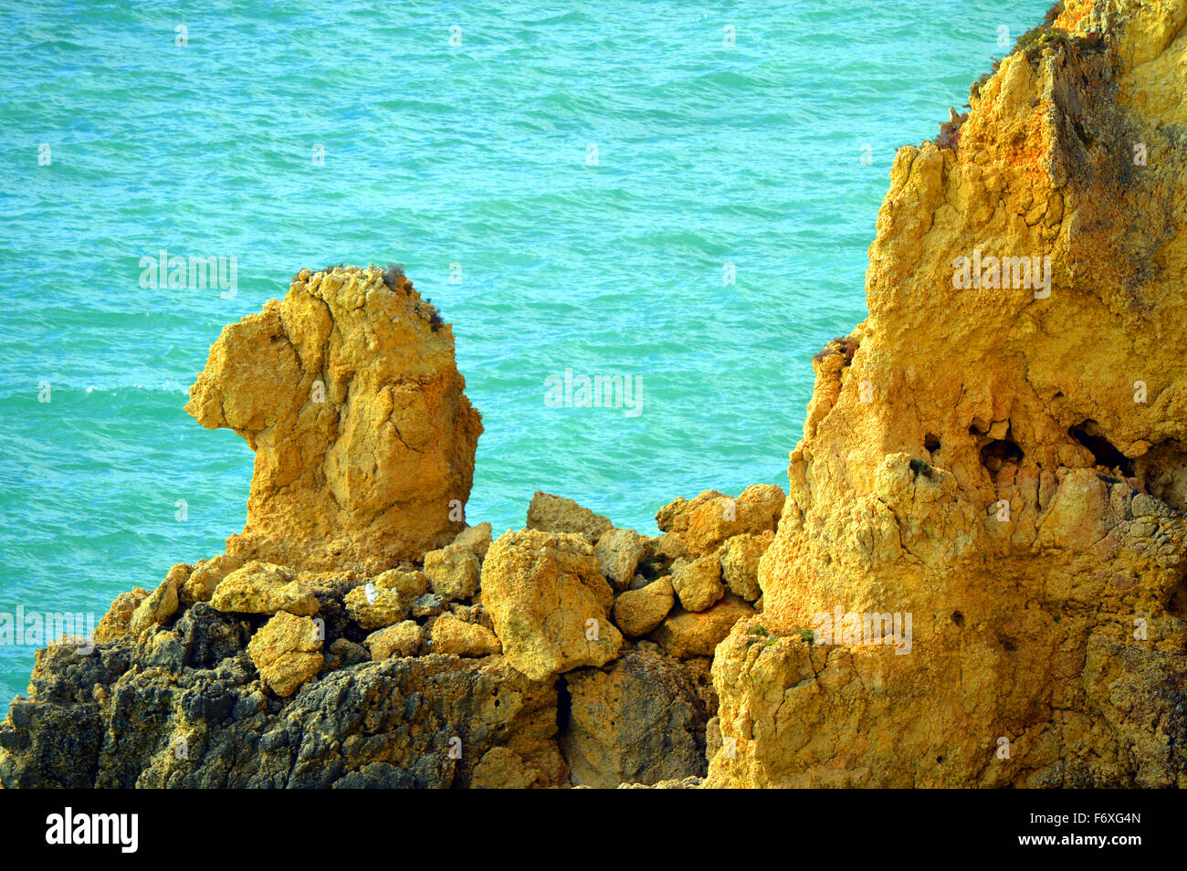 Ponta Da Piedade spectacular rock formations Camels head Stock Photo ...