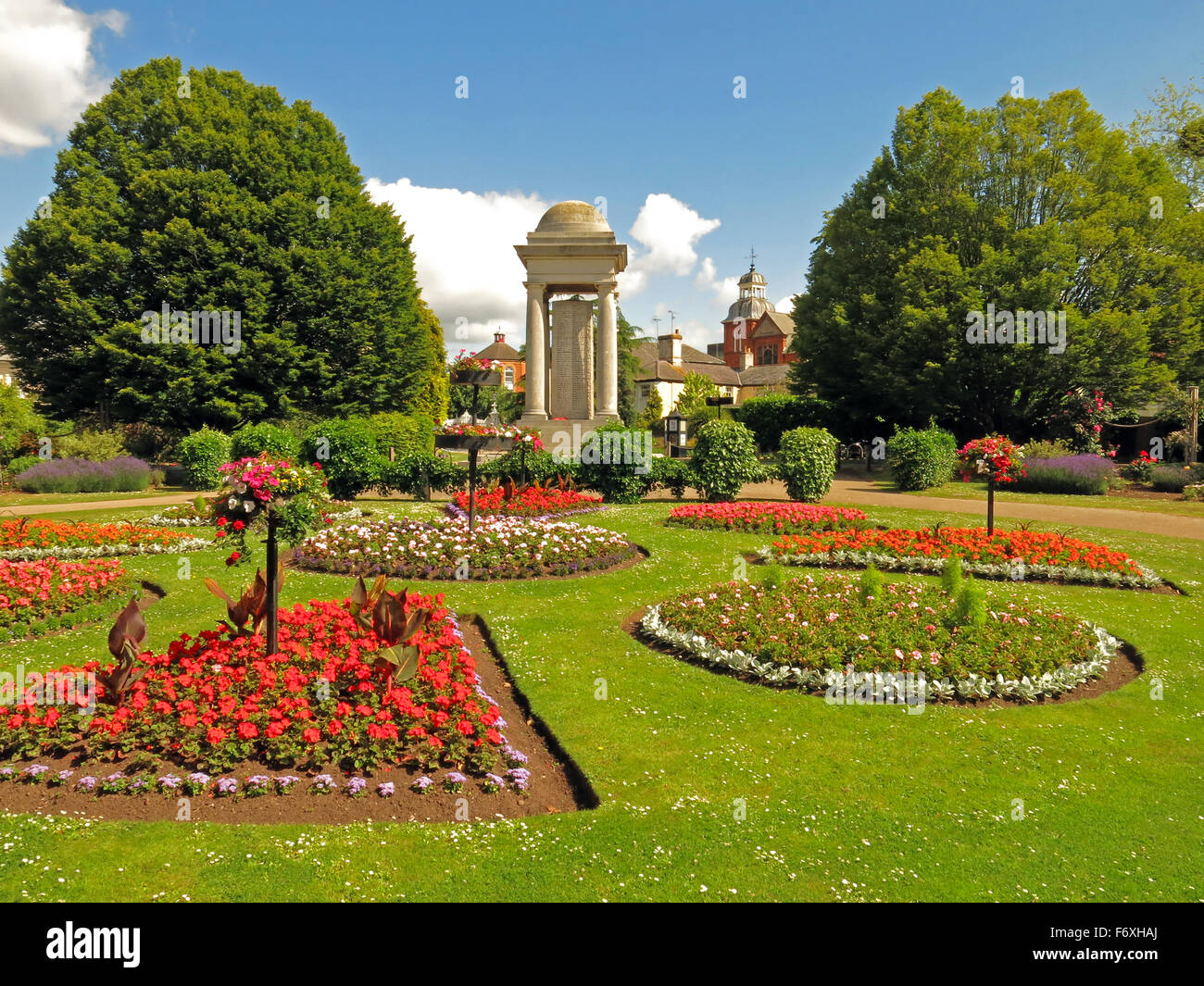 The war memorial inside Vivary Park in Taunton, Somerset, England, UK ...