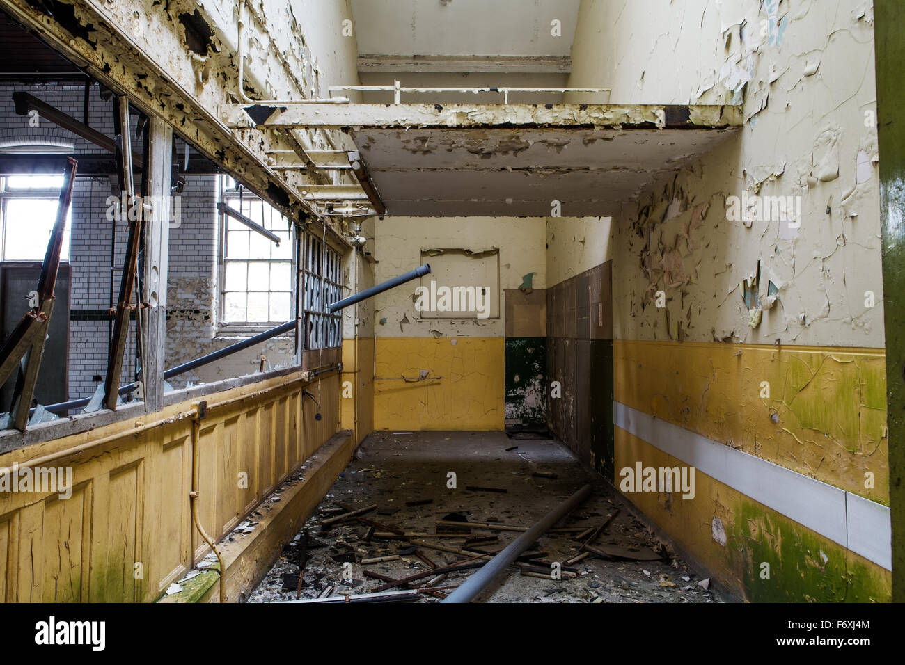 inside view of a deserted run down building Stock Photo - Alamy
