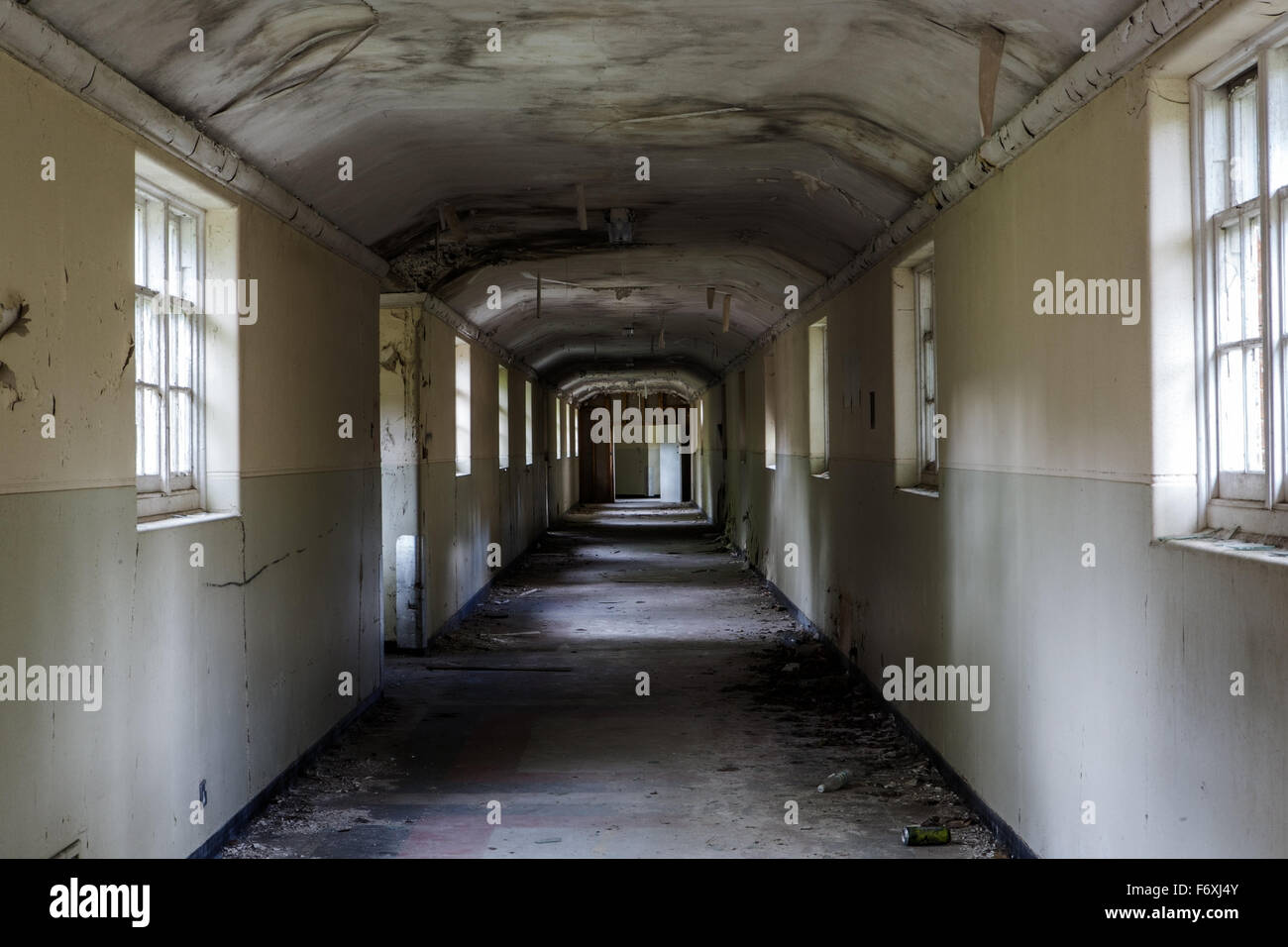 inside view of a deserted run down building Stock Photo - Alamy