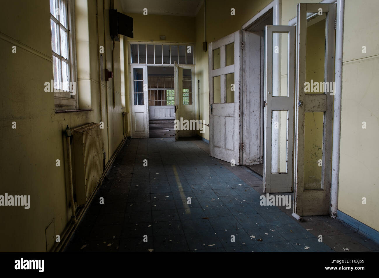 inside view of a deserted run down building Stock Photo - Alamy