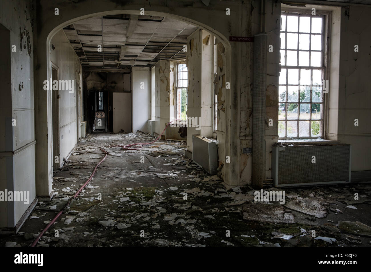 inside view of a deserted run down building Stock Photo - Alamy