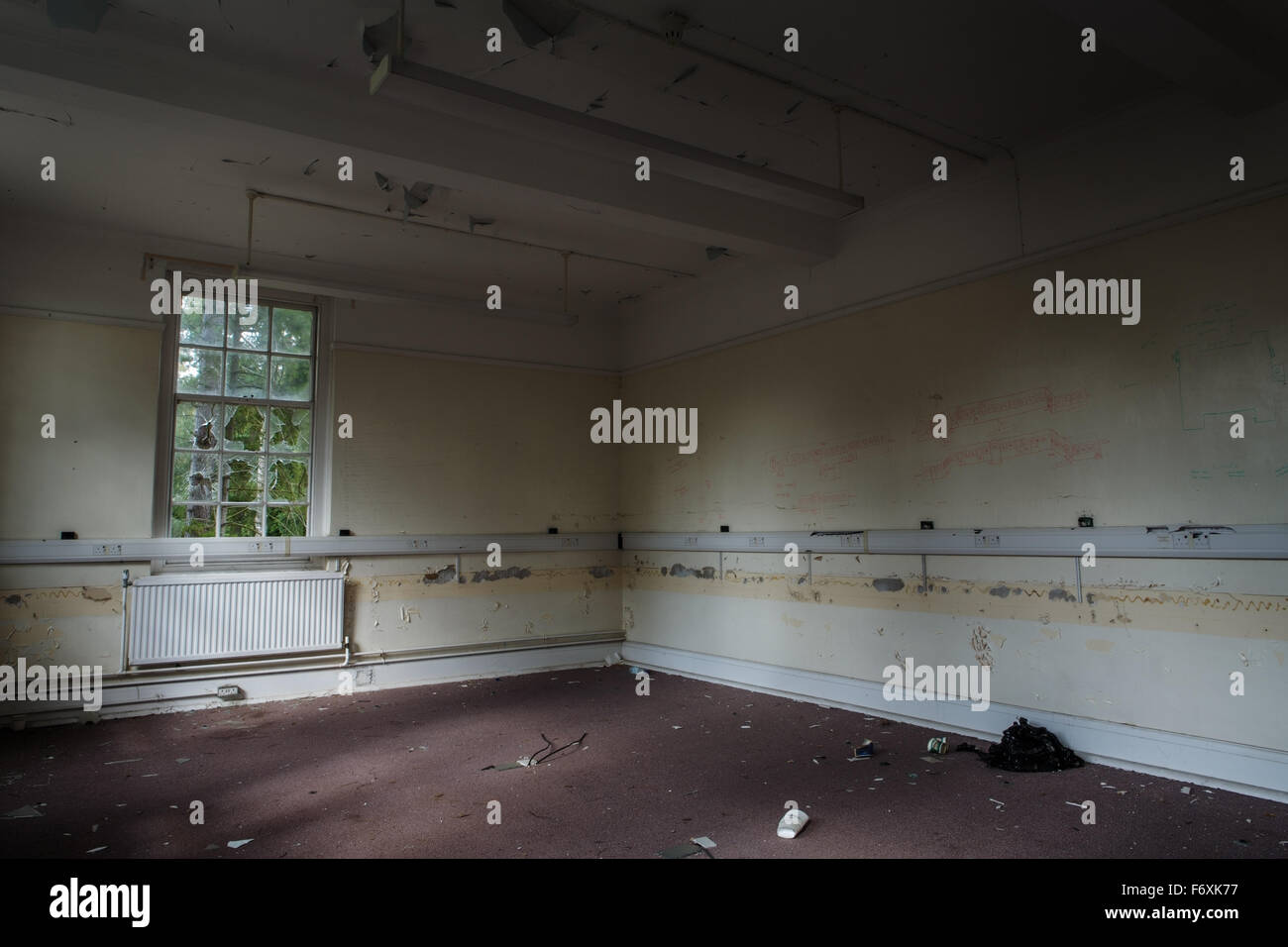 inside view of a deserted run down building Stock Photo - Alamy