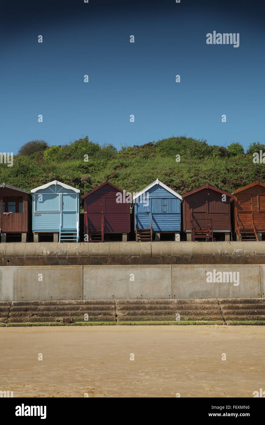 beach huts on the promenade, Frinton, Essex, England Stock Photo - Alamy
