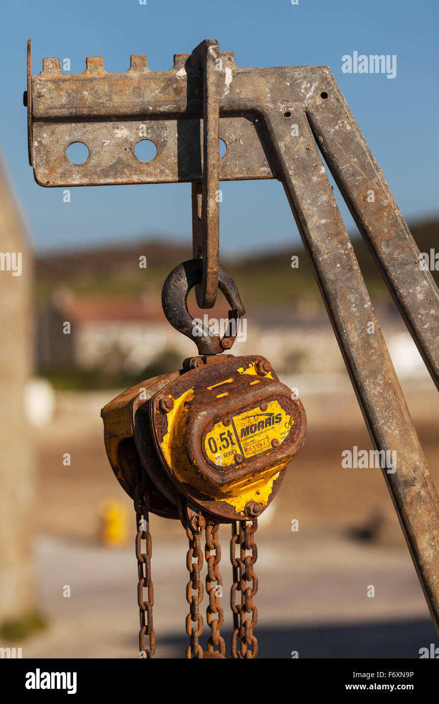 An old rusty pulley Stock Photo - Alamy