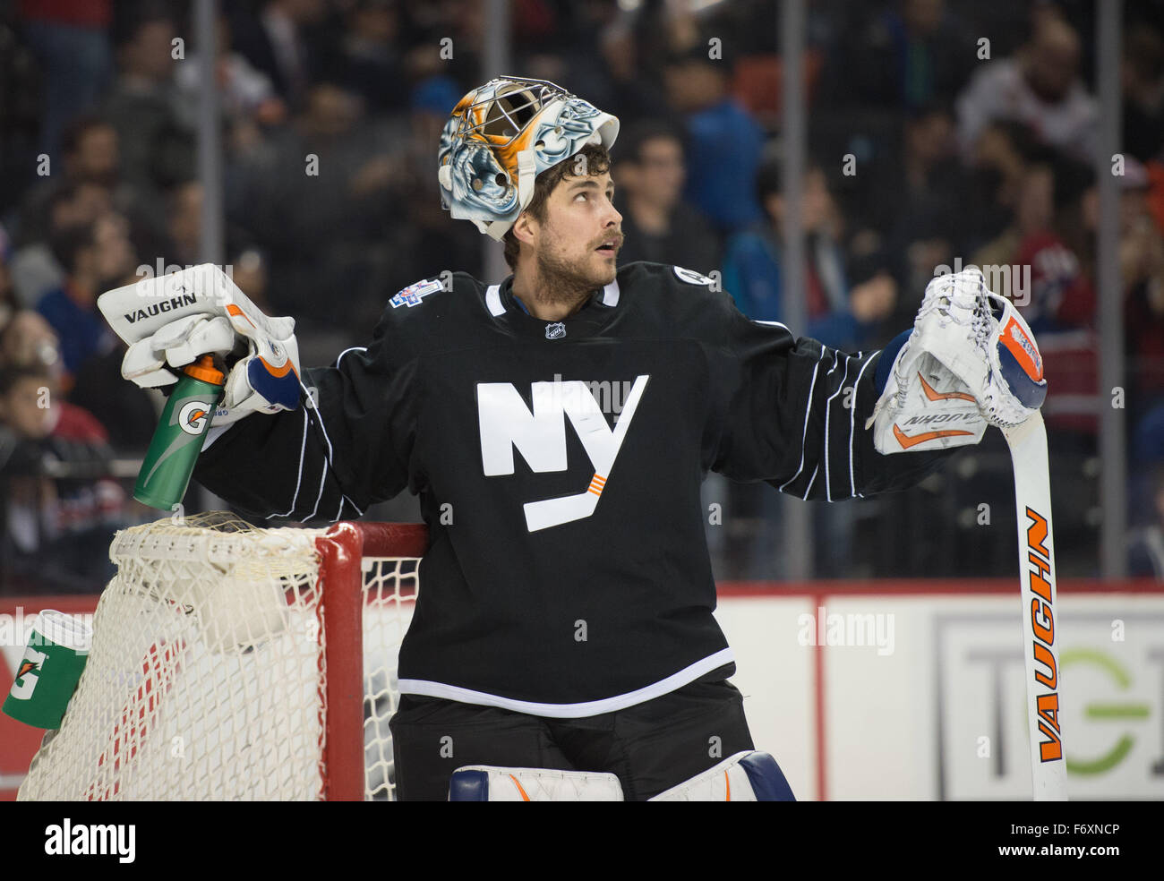 New York, NY, USA. 20th Nov, 2015. New York Islanders goalie THOMAS GREISS (1) during the 2nd ...
