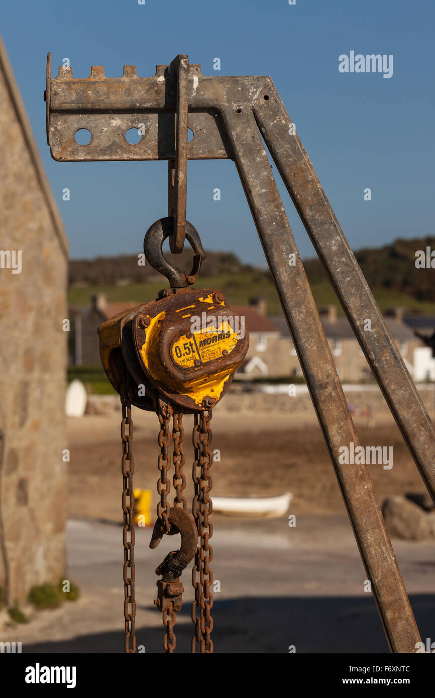 An old rusty pulley Stock Photo - Alamy