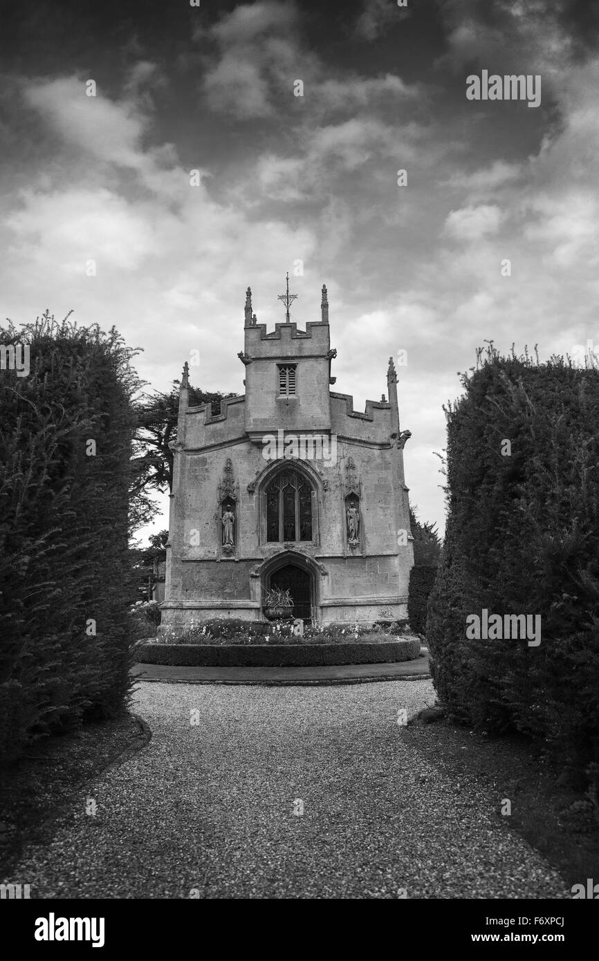 Countryside estate england Black and White Stock Photos & Images - Alamy