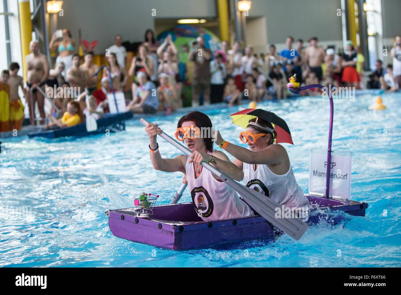 Duesseldorf, Germany. 21st Nov, 2015. Participants of the first world ...