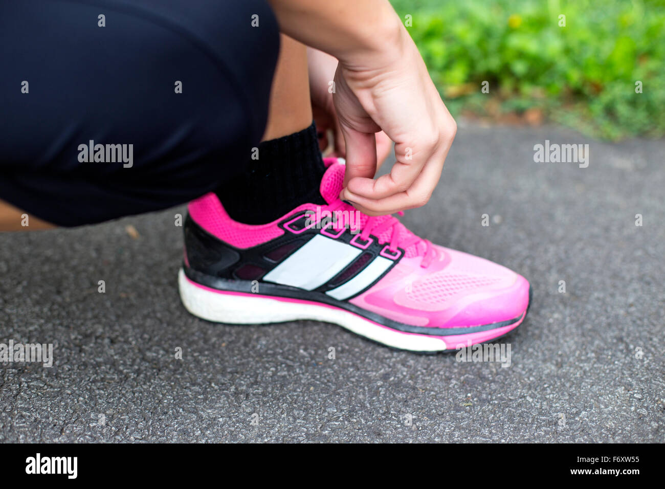 Shoelaces hi-res stock photography and images - Alamy