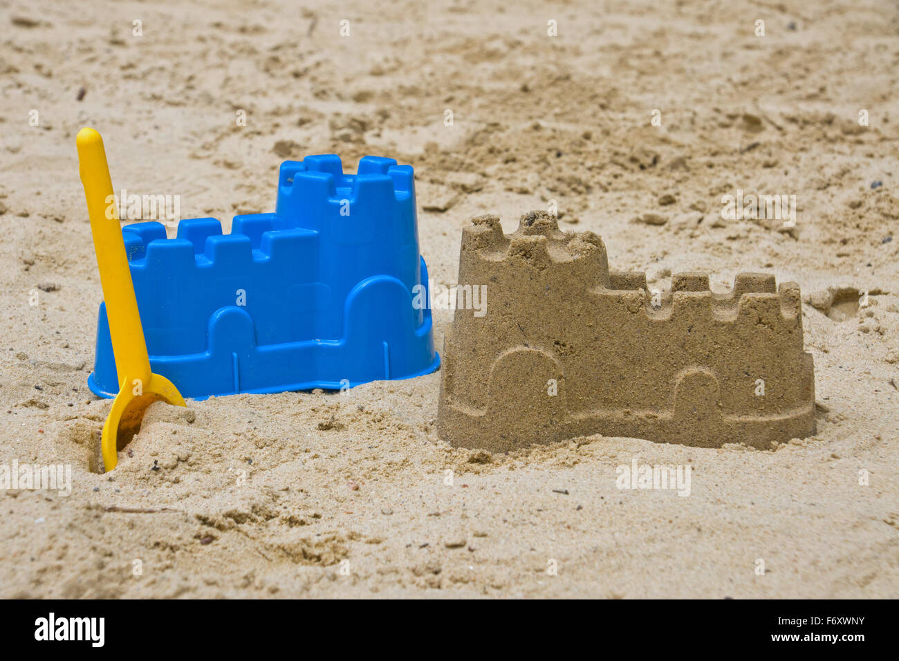 Sandcastle mould hi-res stock photography and images - Alamy