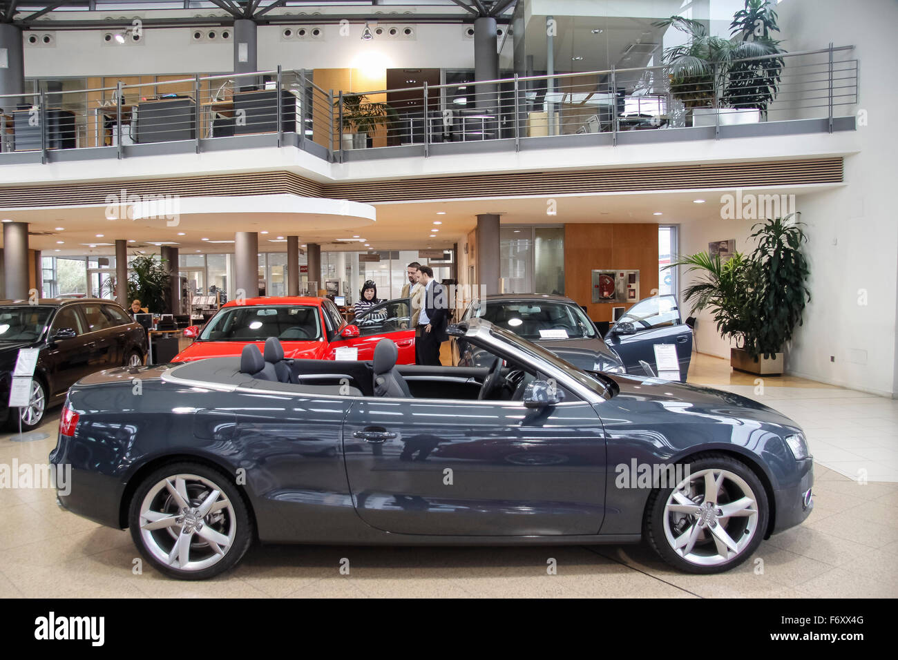 Audi Car dealership Stock Photo - Alamy